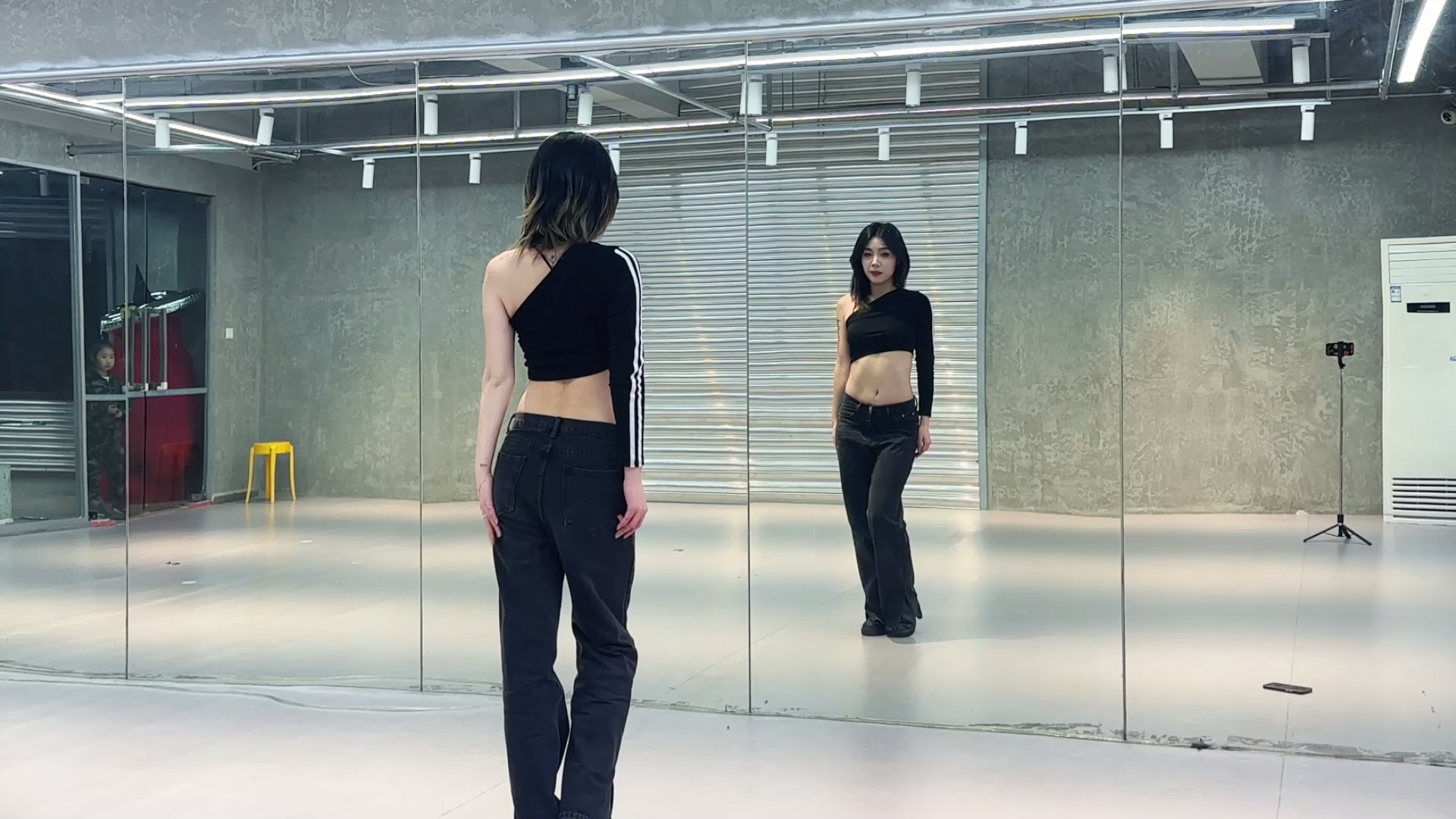 HOT-LESSERAFIM小樱花位全曲舞蹈教学_哔哩哔哩_bilibili